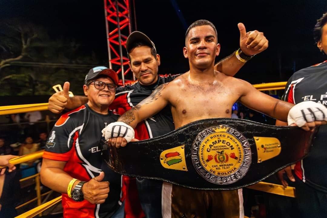 El boxeador Andy ‘El Pitbull’ Arteaga anuncia que su debut en EEUU será ...