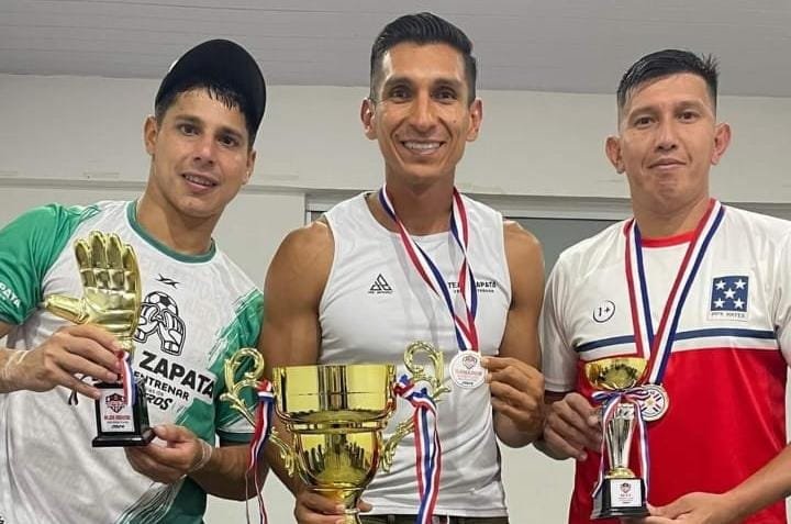 Equipo de Alejandro Zapata se consagra campeón de la 2da etapa de la ...