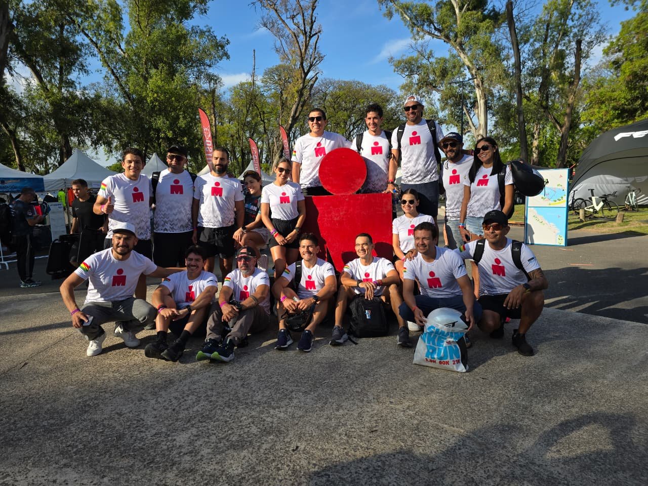 Doble clasificación al Mundial: Nicole Rivera y Antonio Claros destacan ...